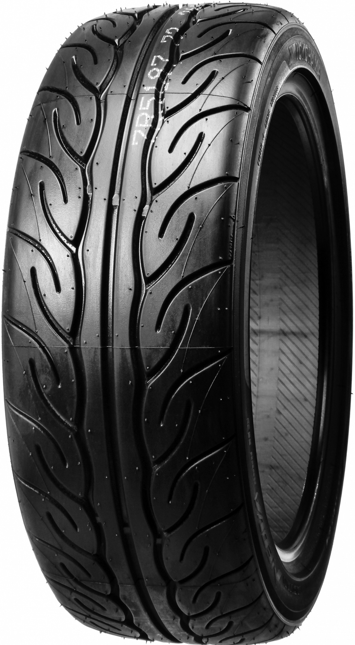 Yokohama Advan Neova AD08RS (Semi-Slick) RPB - 225/45R18 91 W - RSU.de